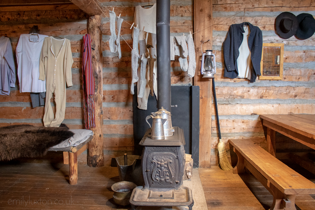 Alberta Road Trip Itinerary - Fossils, First Nations, and Frontiers